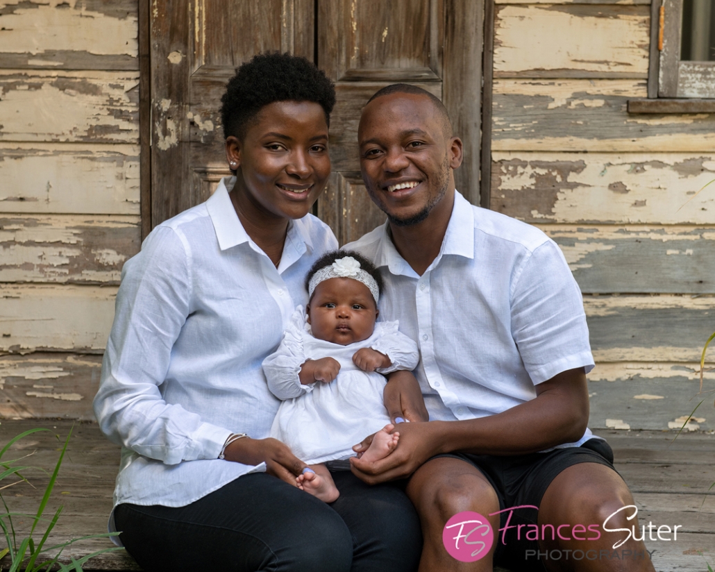 Planning your first ever FAMILY PORTRAIT photoshoot?